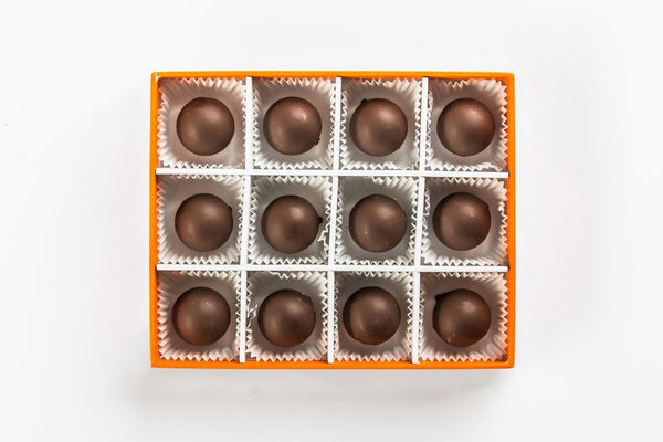 Plum Pudding 12 Piece Gift Box – Share Chocolates